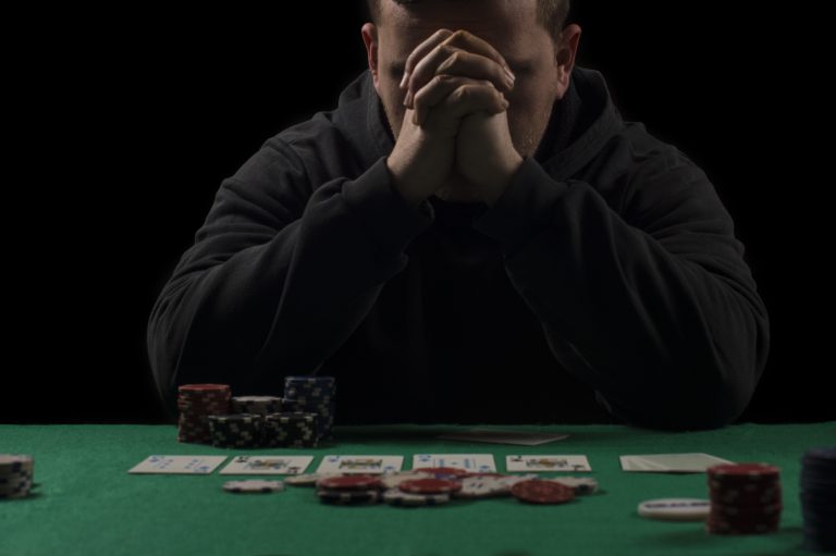When Is It a Problem: 6 Signs of a Gambling Addiction (And What to Do ...